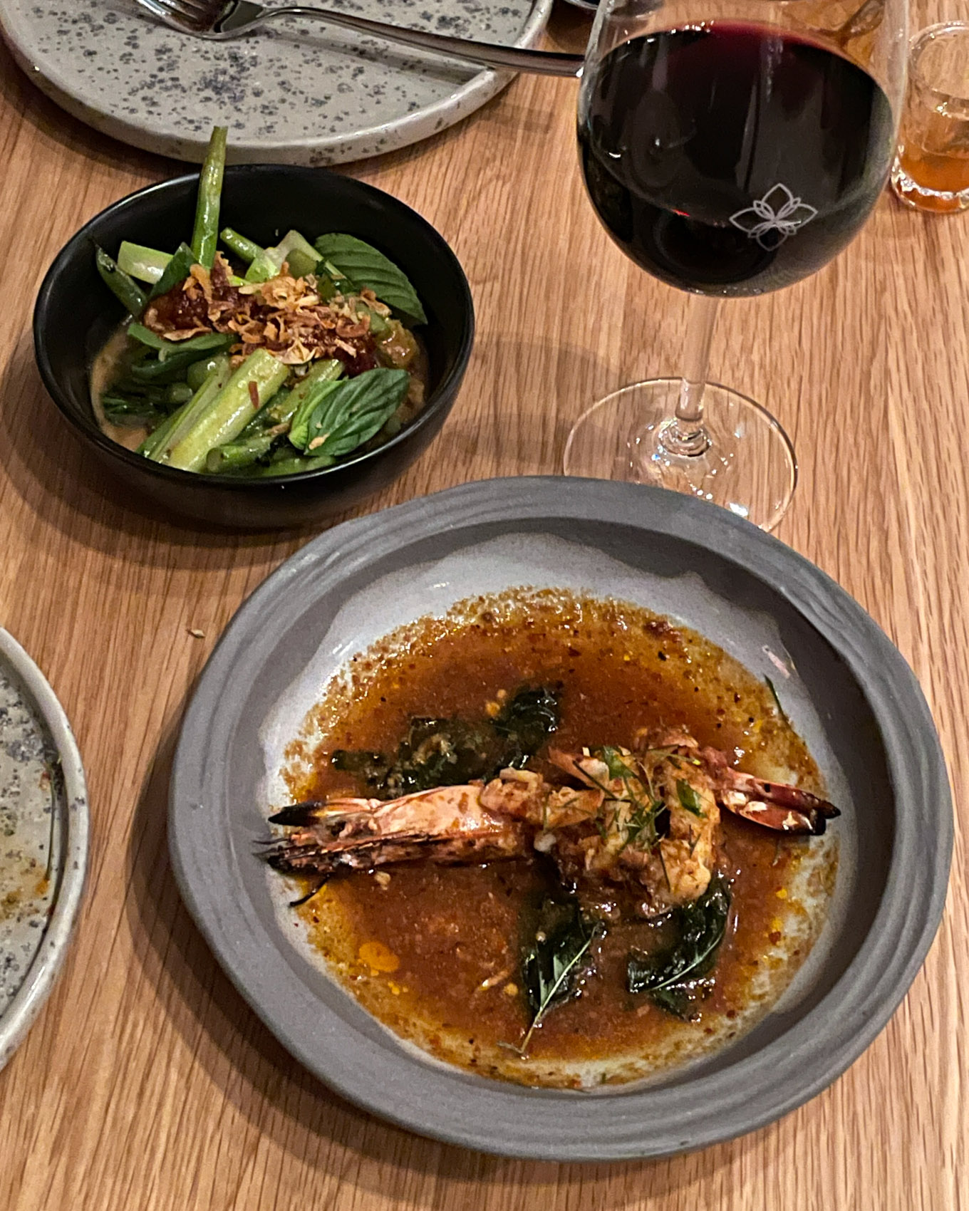 11 ruokalajin menu Boon Namissa - Isyyspakkaus