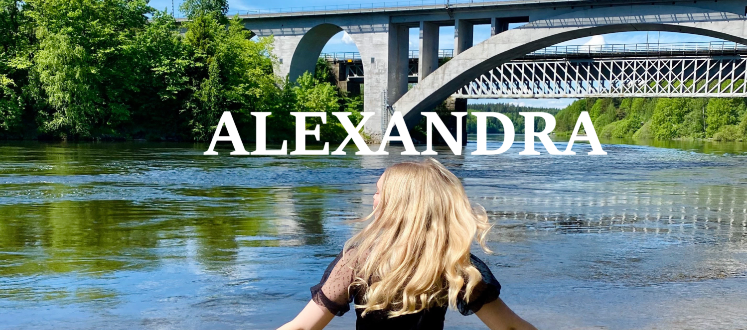 ALEXANDRA | Lily